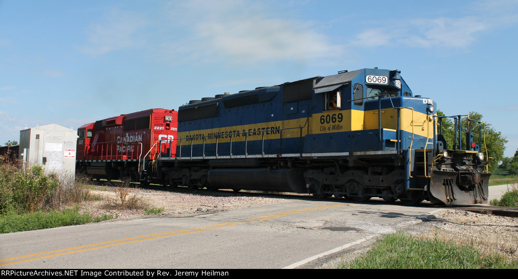 DME 6069 & CP 2221 (7)